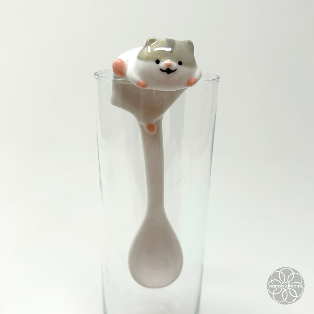 Ceramic Spoon - Escaping Hamster Grey – nanao kimono