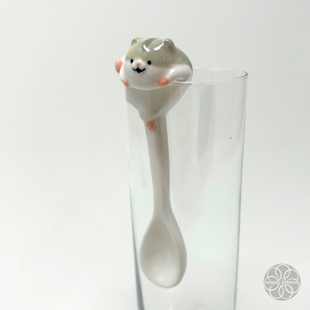 Ceramic Spoon - Escaping Hamster Grey – nanao kimono